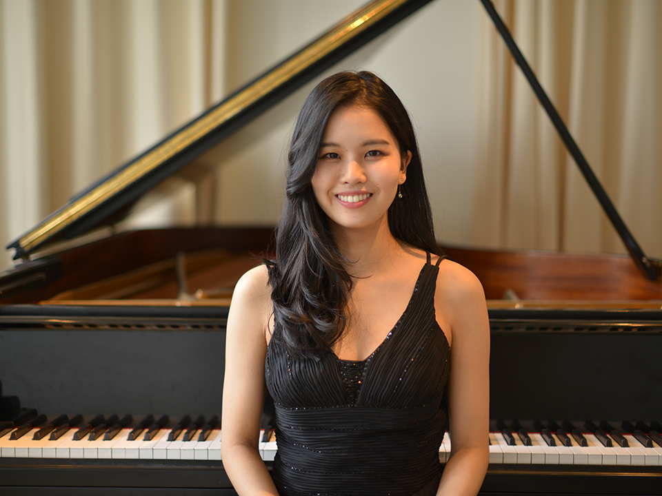 Flügel & Klavier | Centrum Berlin | C. Bechstein