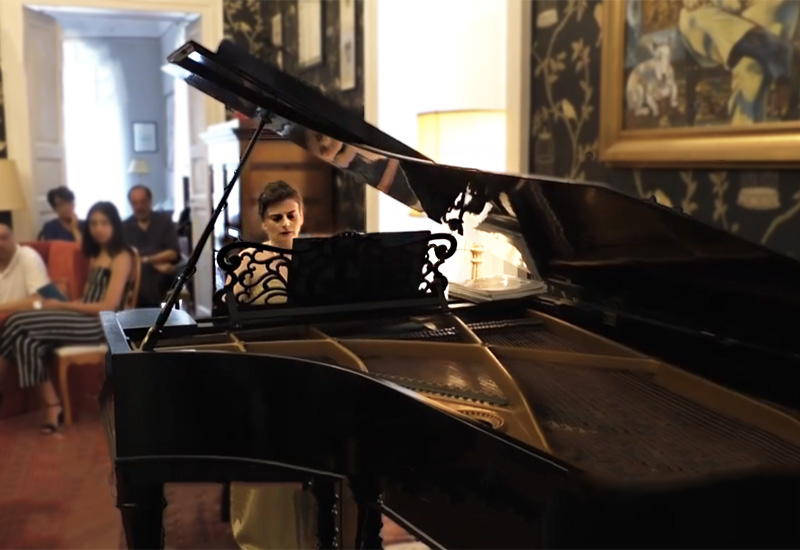 Ingrid Carbone • pianist biography • C. Bechstein